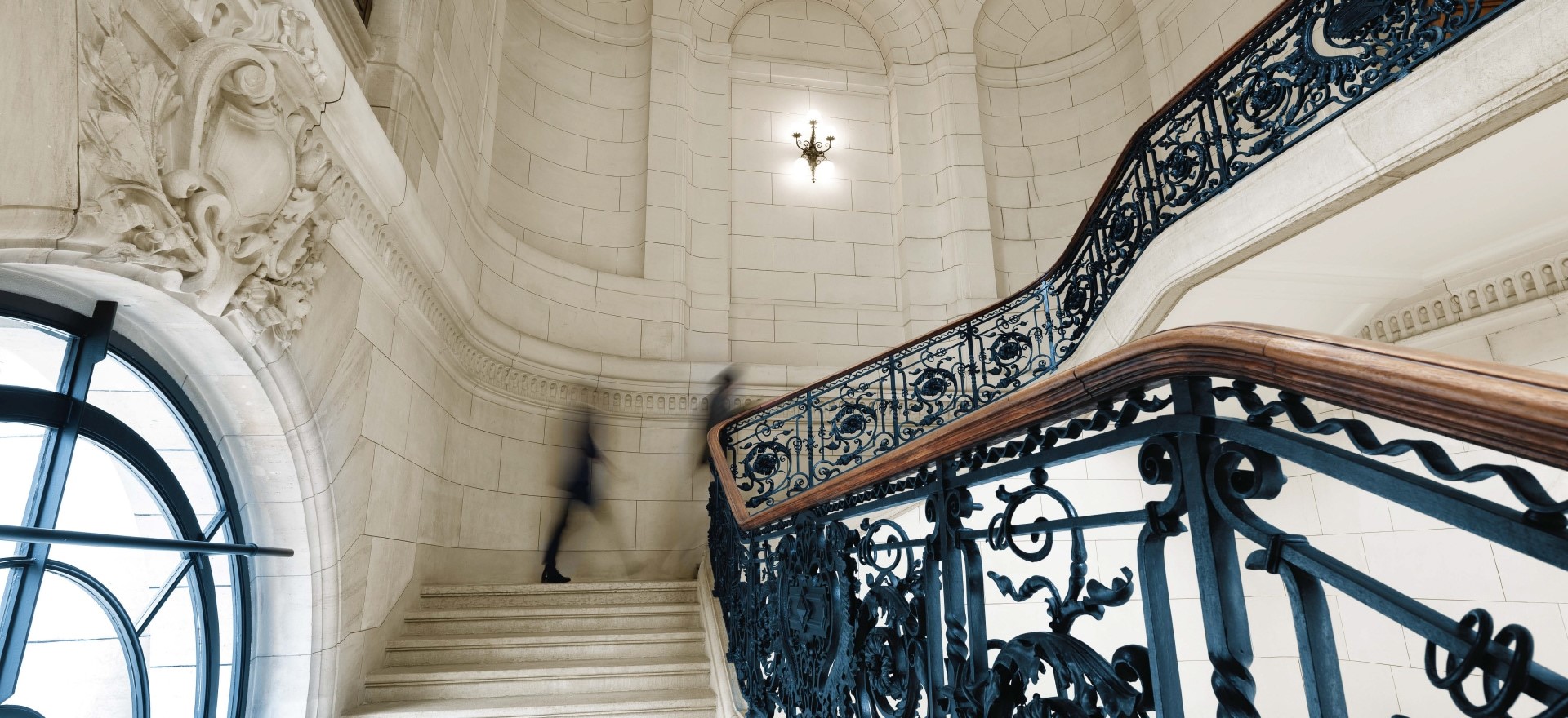 NS Partners remporte 2 prix aux WealthBriefing Swiss EAM Awards 2024 ...